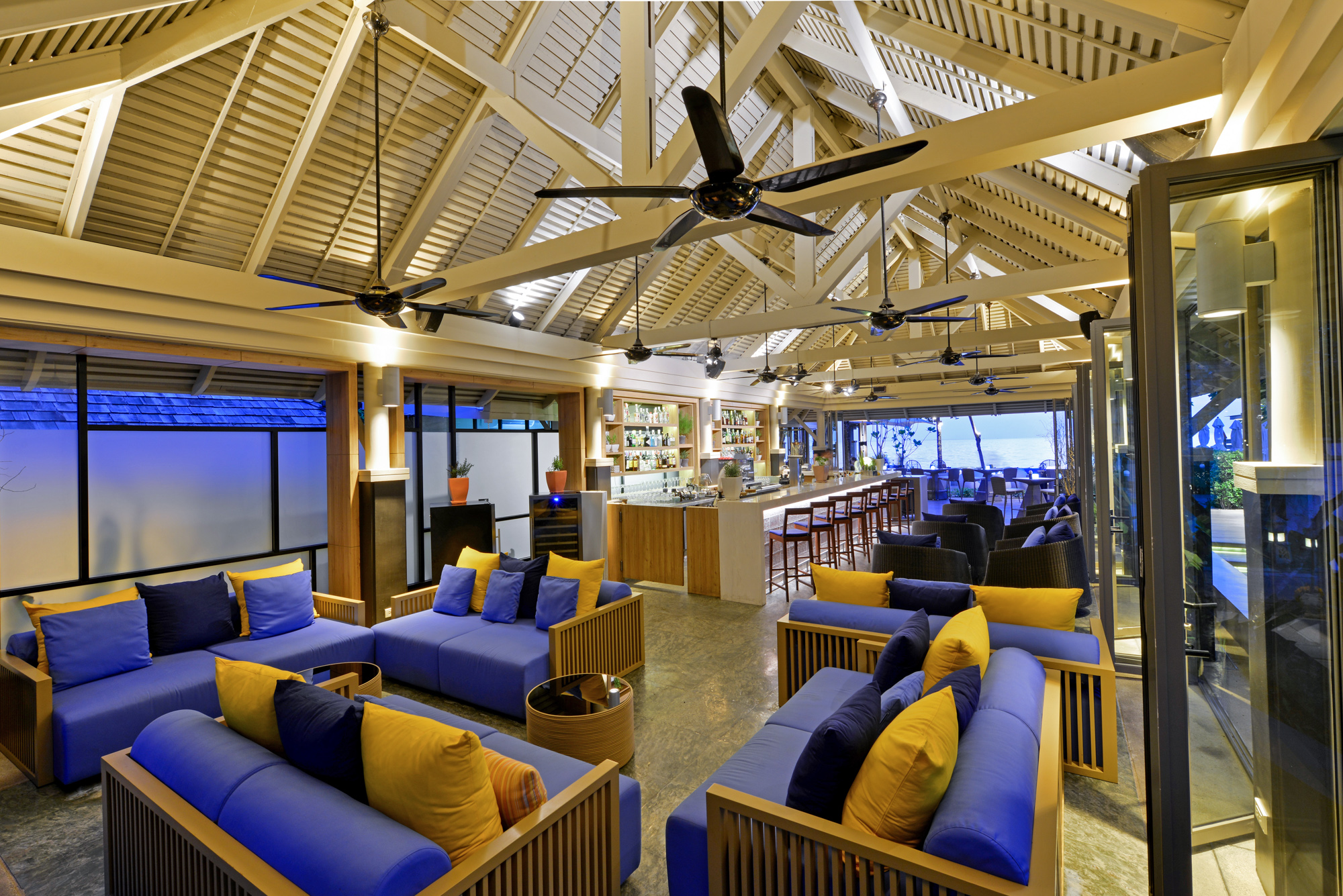 Gallery | www.oumstudio.com บริการถ่ายภาพ โดยช่างภาพมืออาชีพ